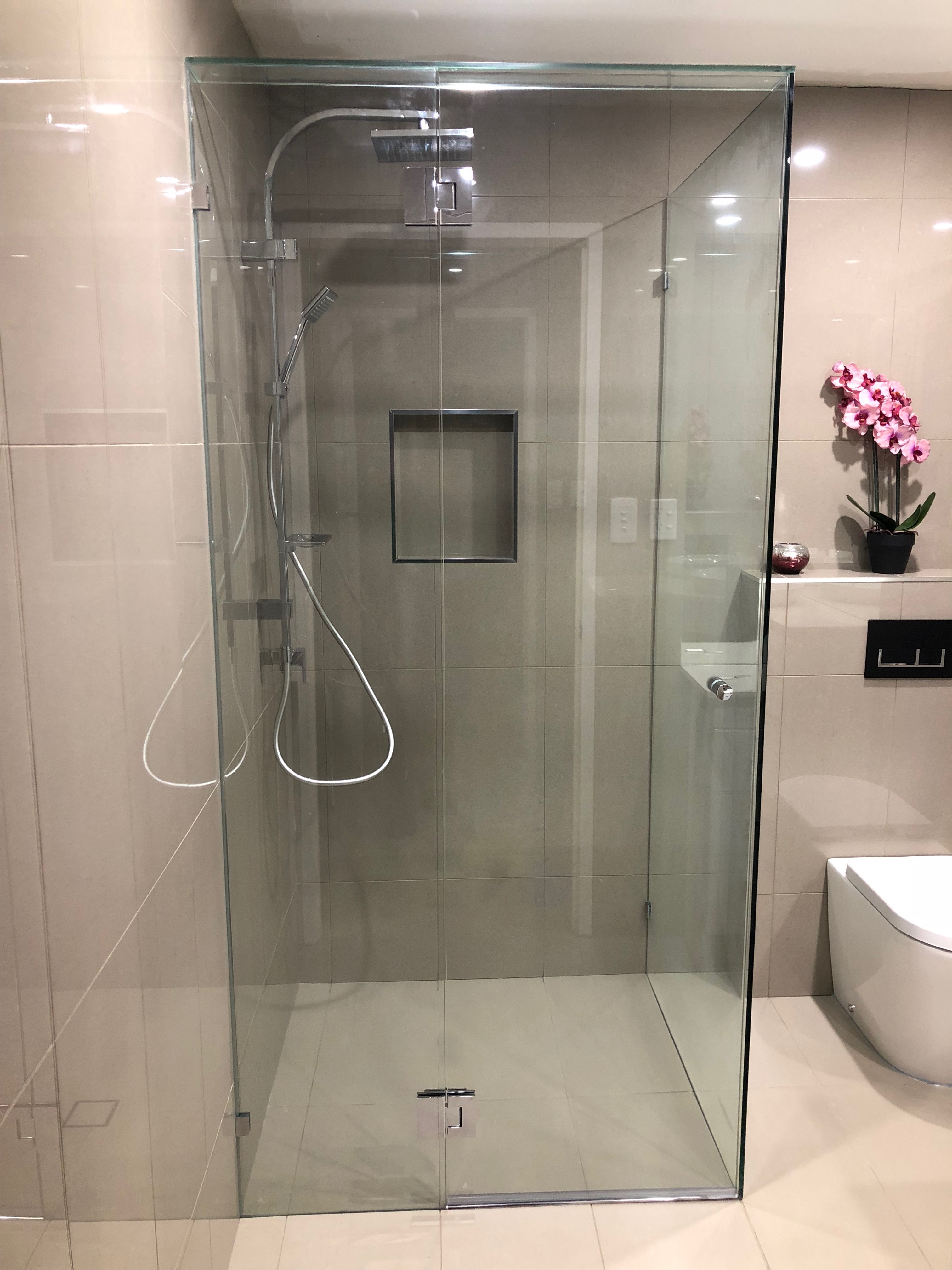 frameless shower screen - Greg's Glass & Glazing