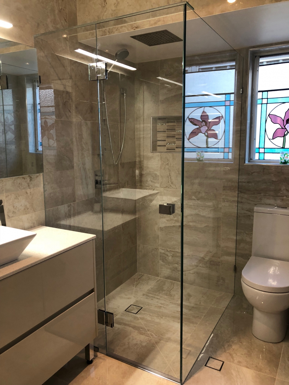 frameless shower screen - Greg's Glass & Glazing
